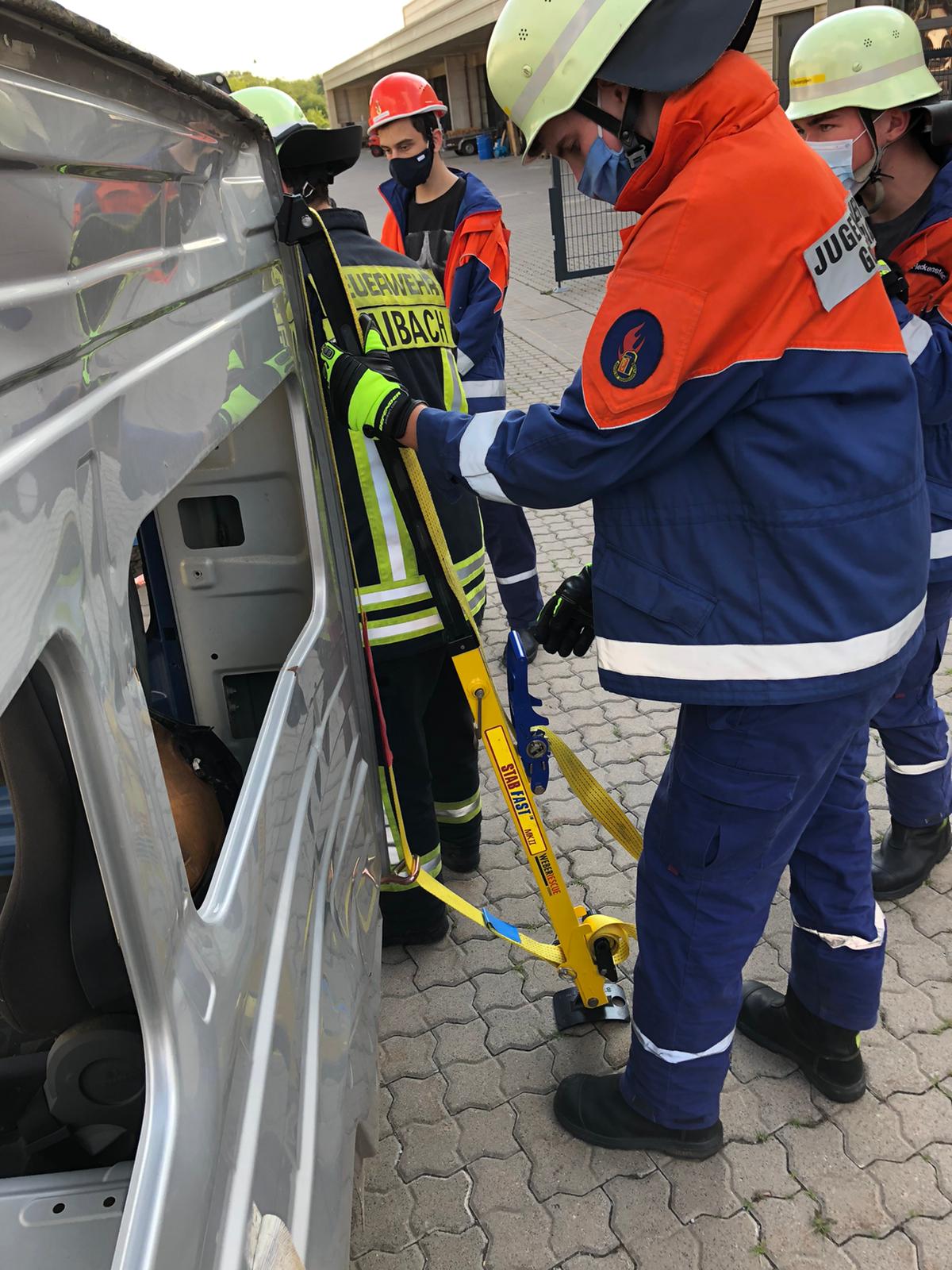 Sicheres Stabilisieren dank einfacher Technik – FF Gde. Haibach